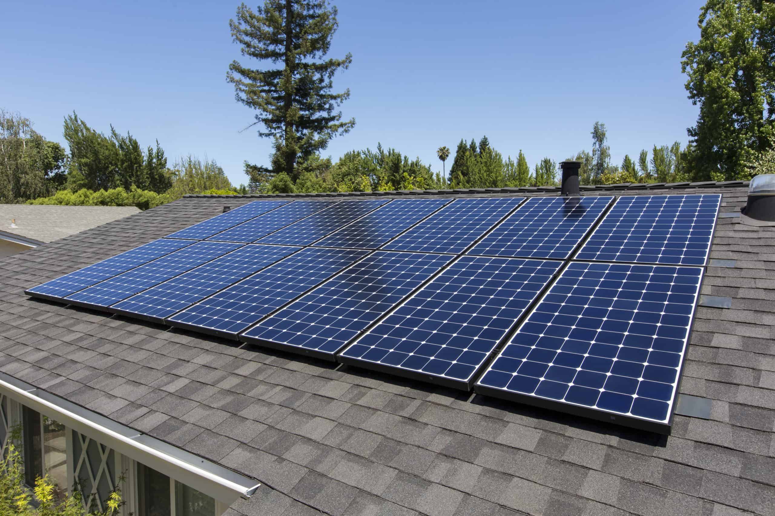 Do Solar Panels Use Light Or Heat To Generate Electri Sunspear